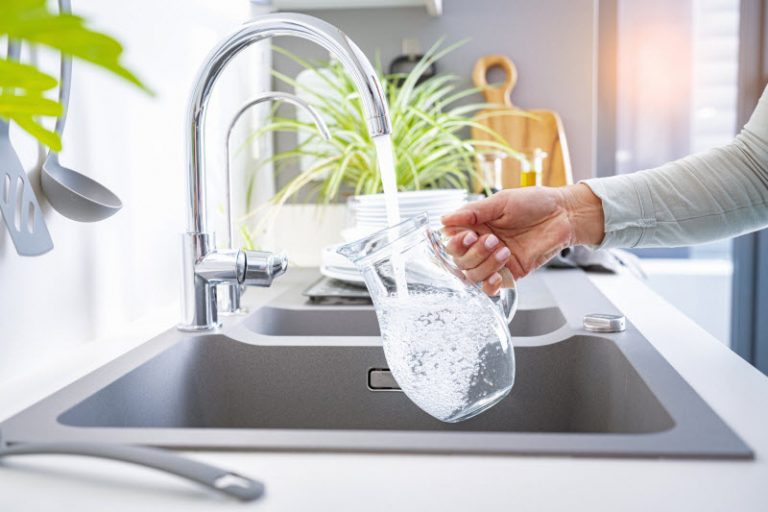 How to Remineralize Water After Using Home Filters | Vitacost Blog