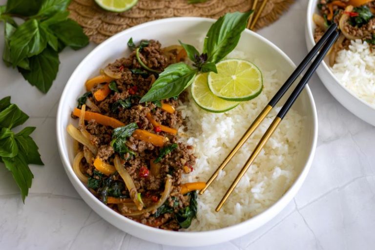 Thai Basil Beef Bowl Recipe