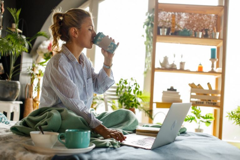 Colon Health: Signs Something’s Wrong & Tips for Best Care