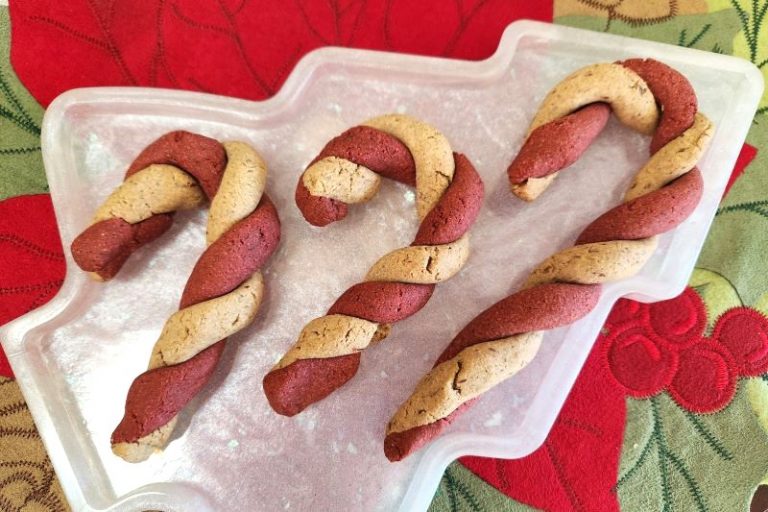 Canine Candy Canes: Homemade Peanut Butter Dog Treats